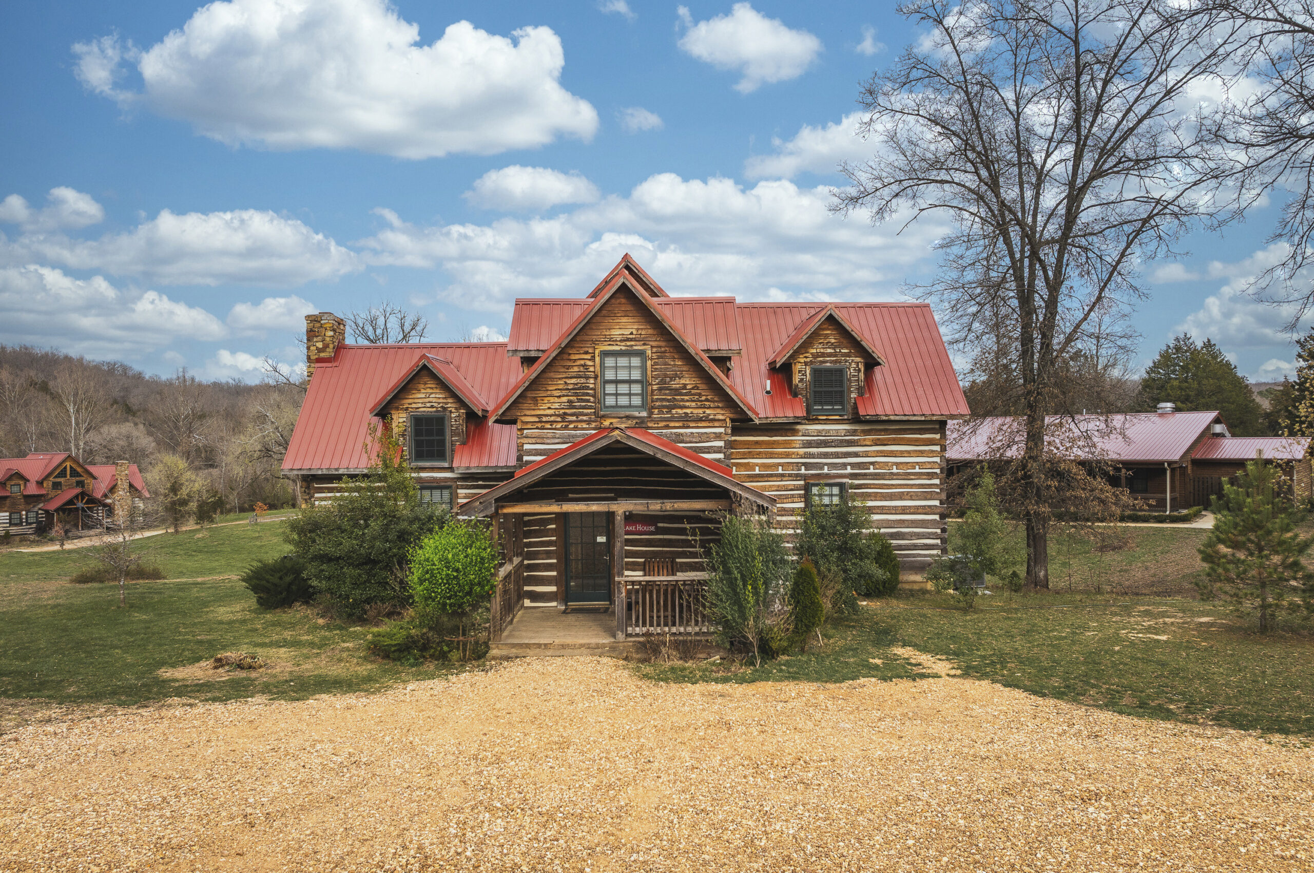 Lake House - 3.5 Bedroom 3 Bathroom at Westover Farms
